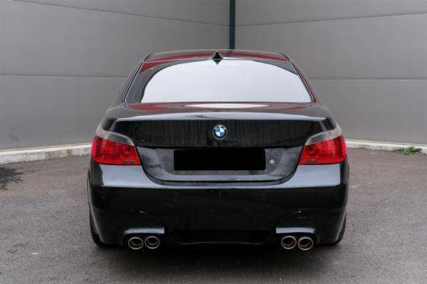 ZDERZAK TYLNY BMW E60 03-07 LOOK M5 Z PDC 24MM | Sklep internetowy Tomas-Tuning.com
